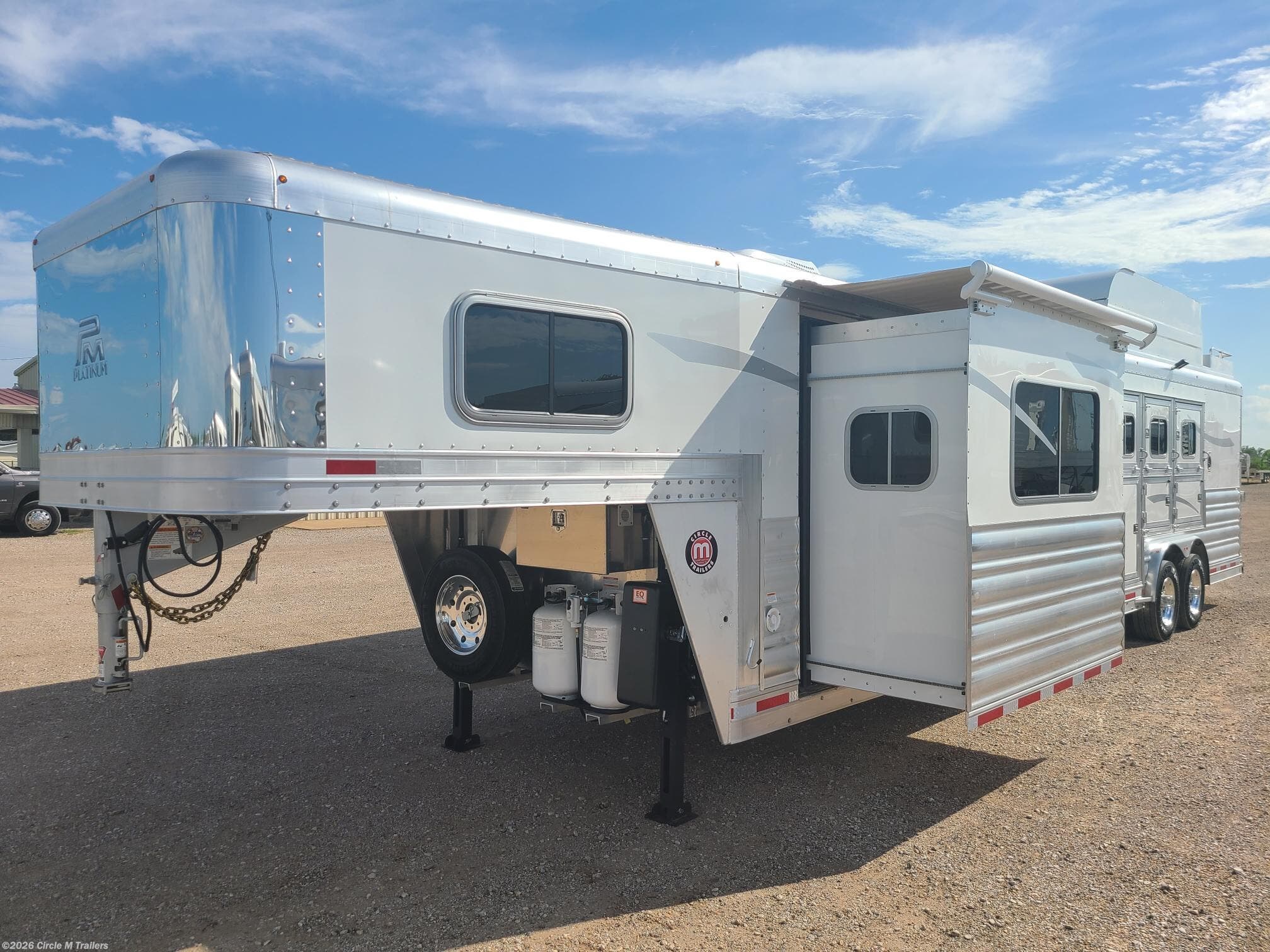Circle M Trailers Trailer Dealer | TrailersUSA