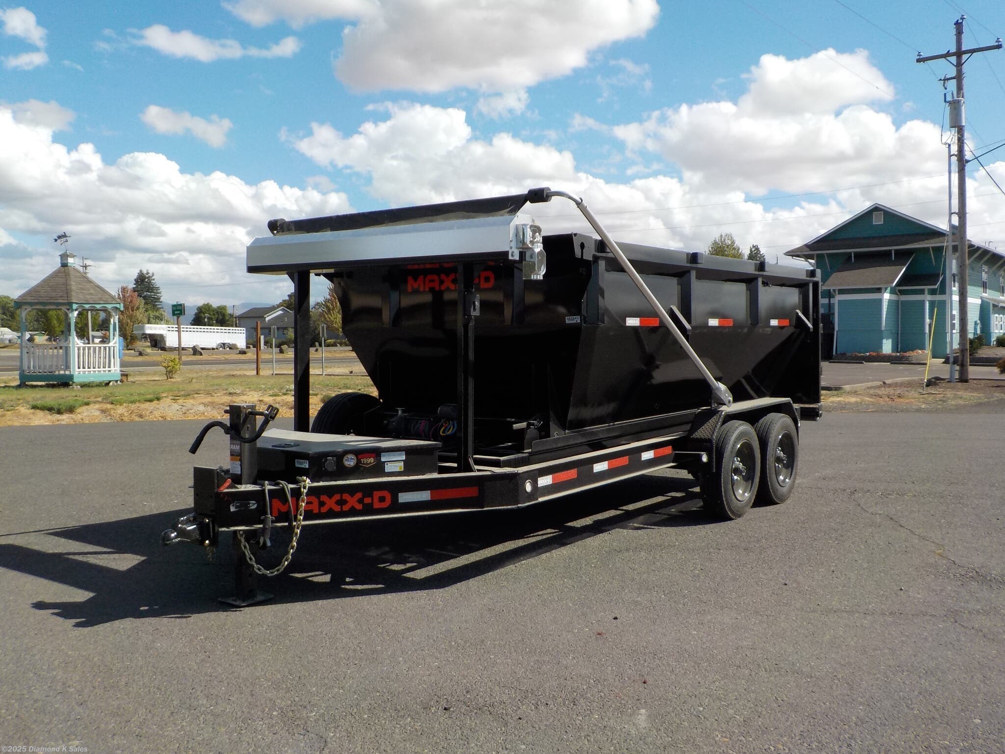 Roll-Off Trailer for sale | New MAXXD ROX ROX8314-14K | TrailersUSA