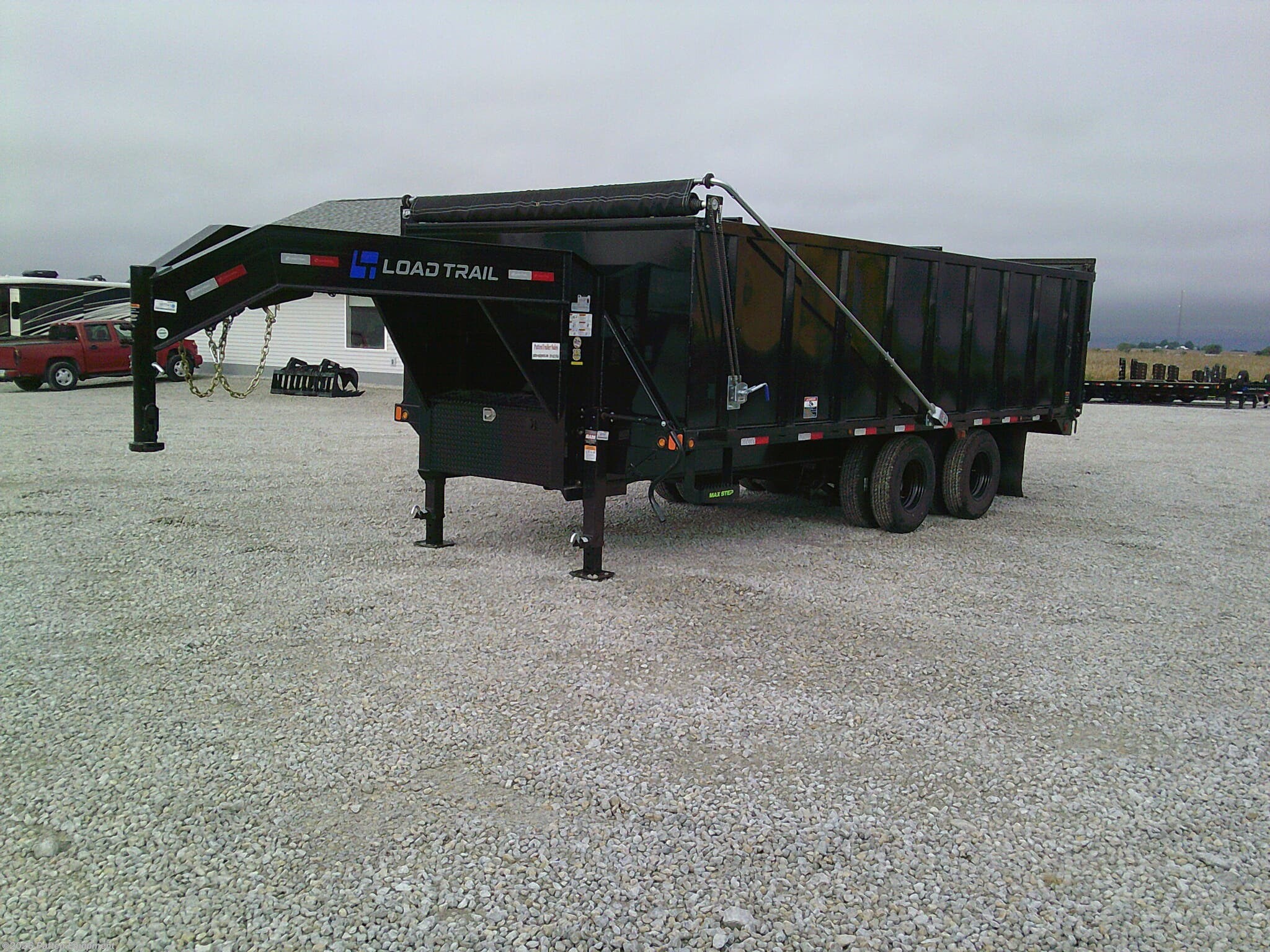 Patten Equipment Trailer Dealer in Urbana, Iowa | TrailersUSA