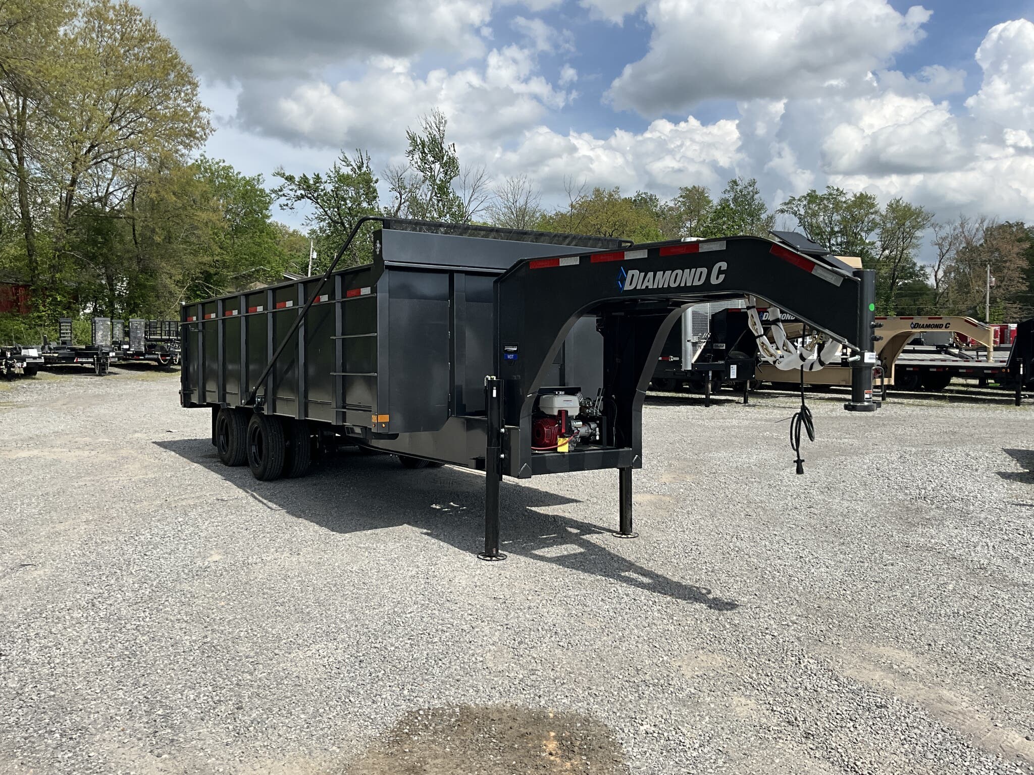 New and Used Trailers for Sale in Illinois | TrailersUSA