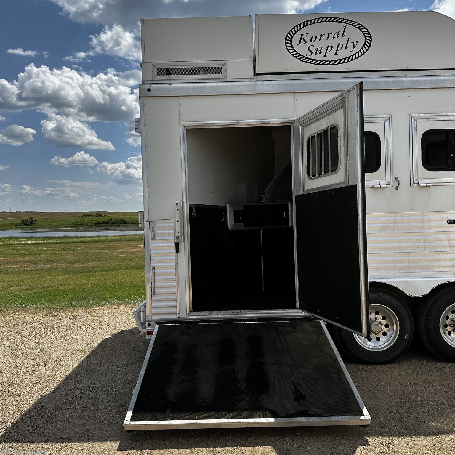 96x35 Horse Trailer for sale | Used Lakota Bighorn 5H LQ - SLIDE OUT ...