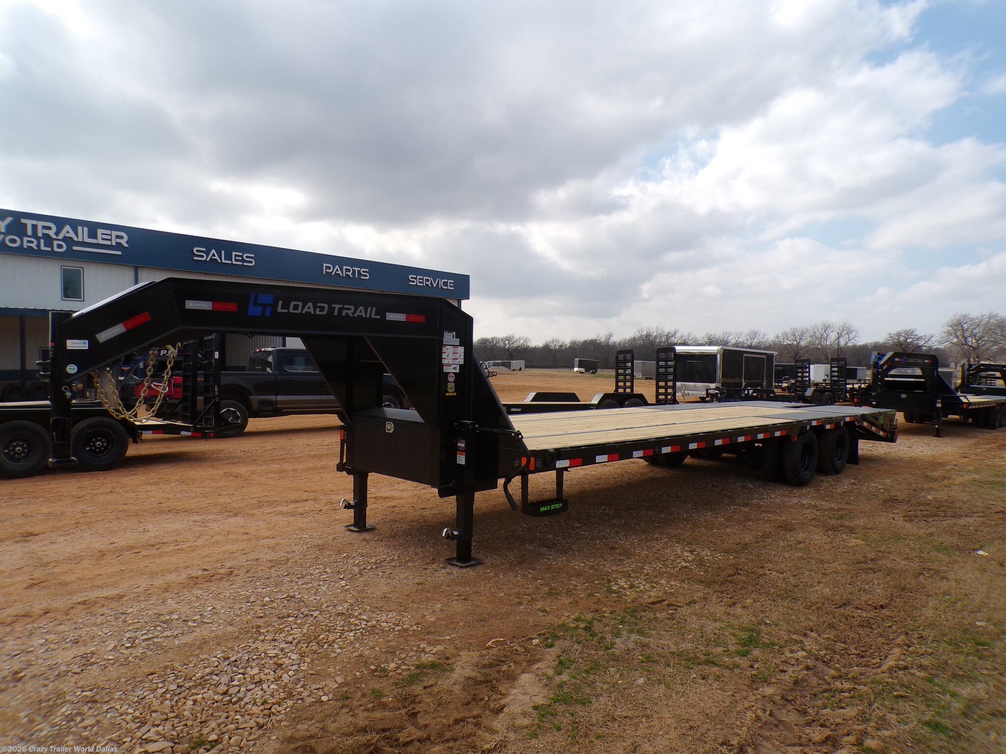 Crazy Trailer World in Whitesboro, TX