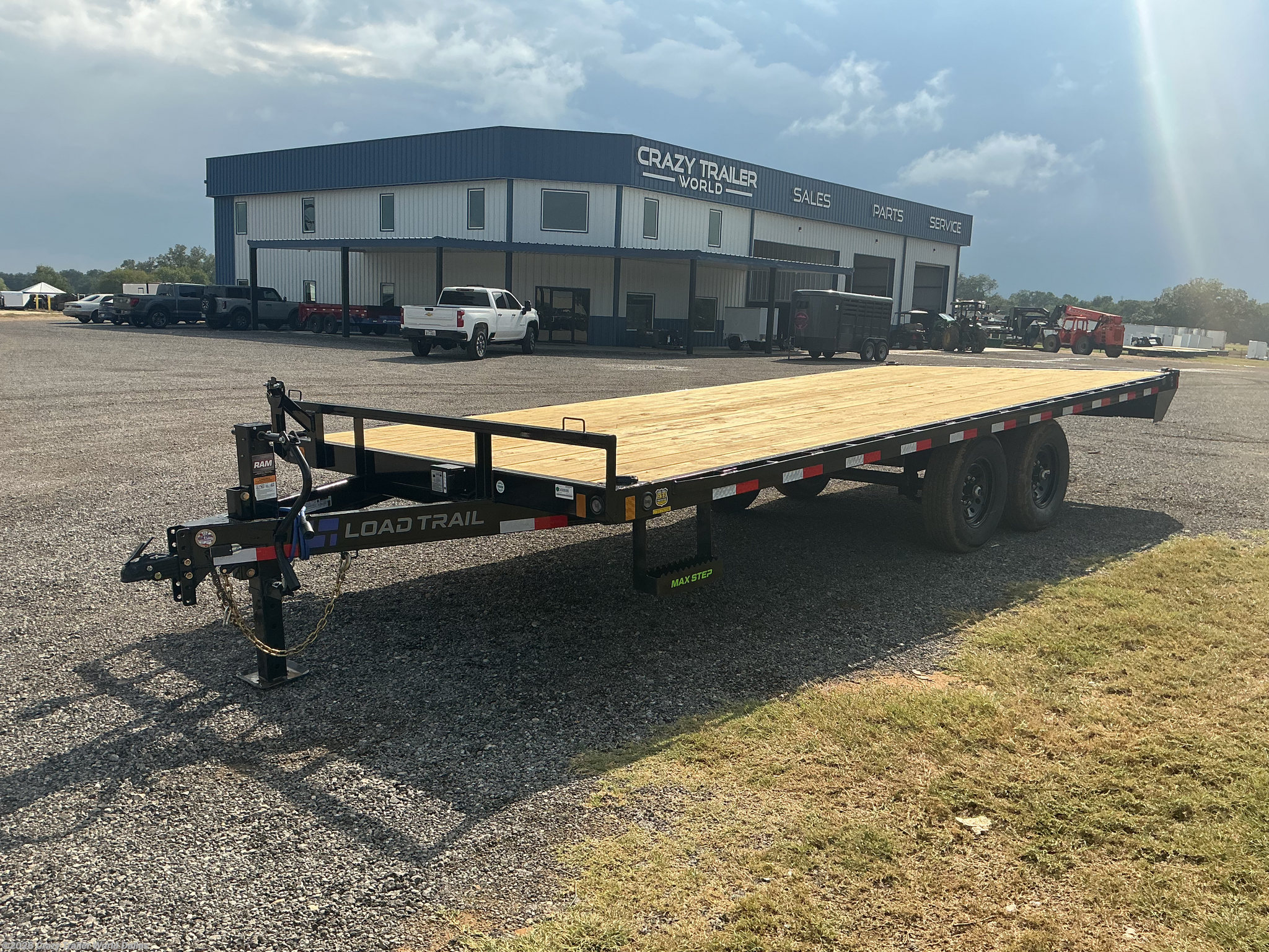 Crazy Trailer World in Whitesboro, TX