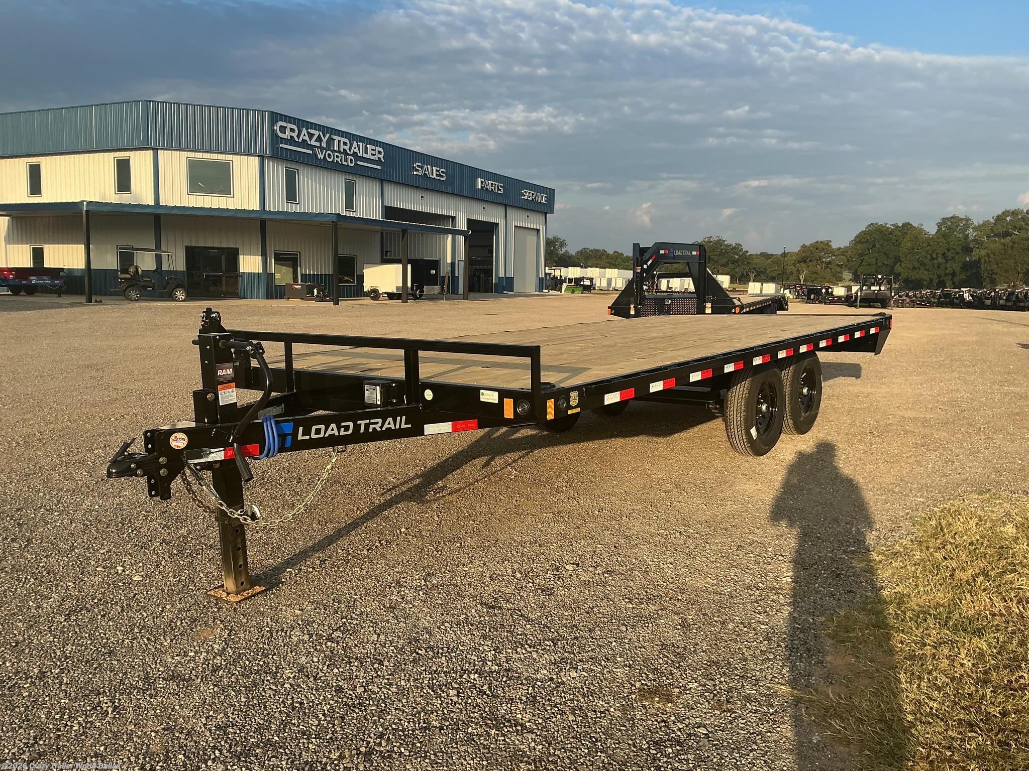 Crazy Trailer World in Whitesboro, TX