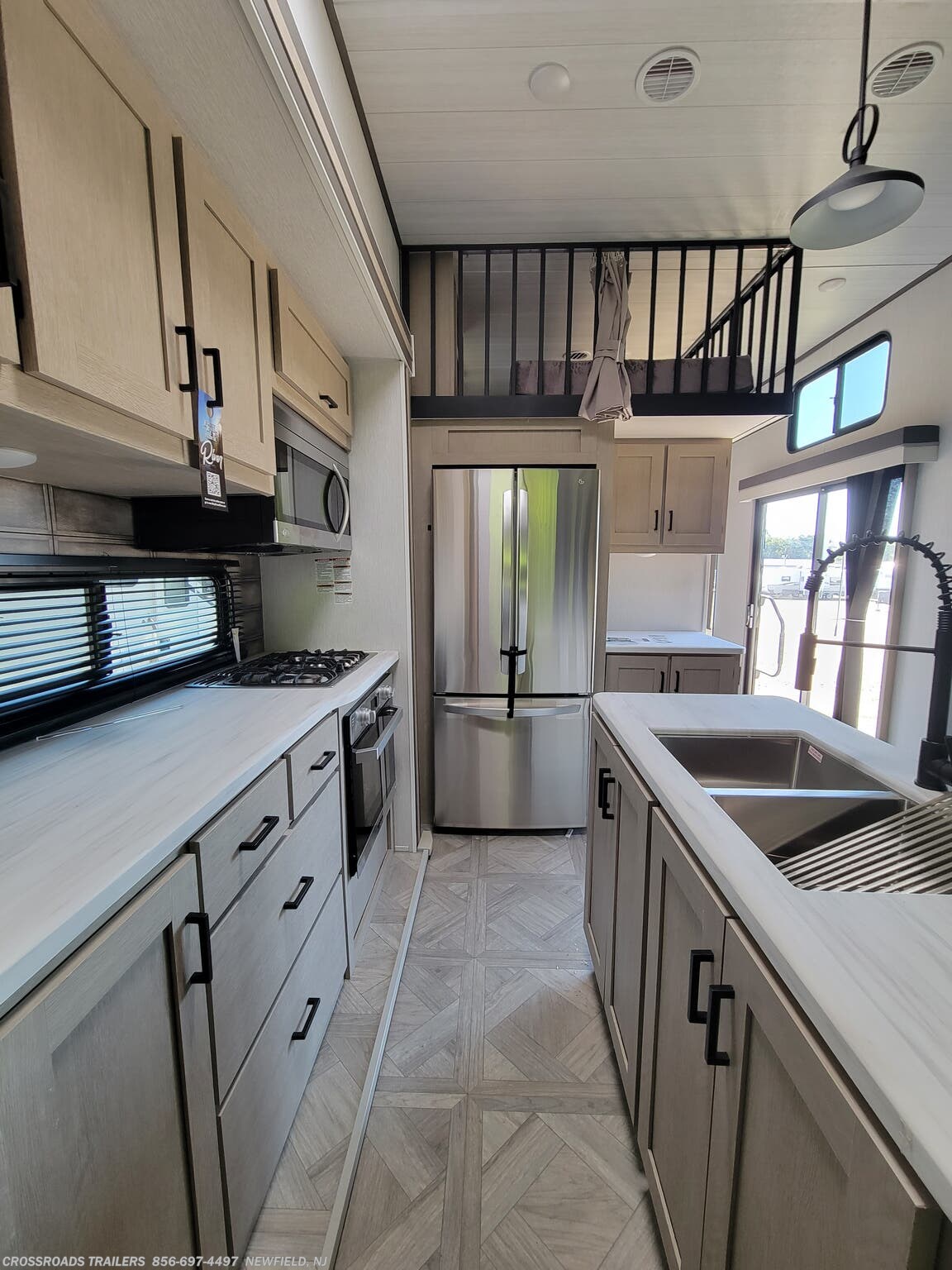 8x41 Destination Trailer for sale | New Forest River Salem Grand Villa ...